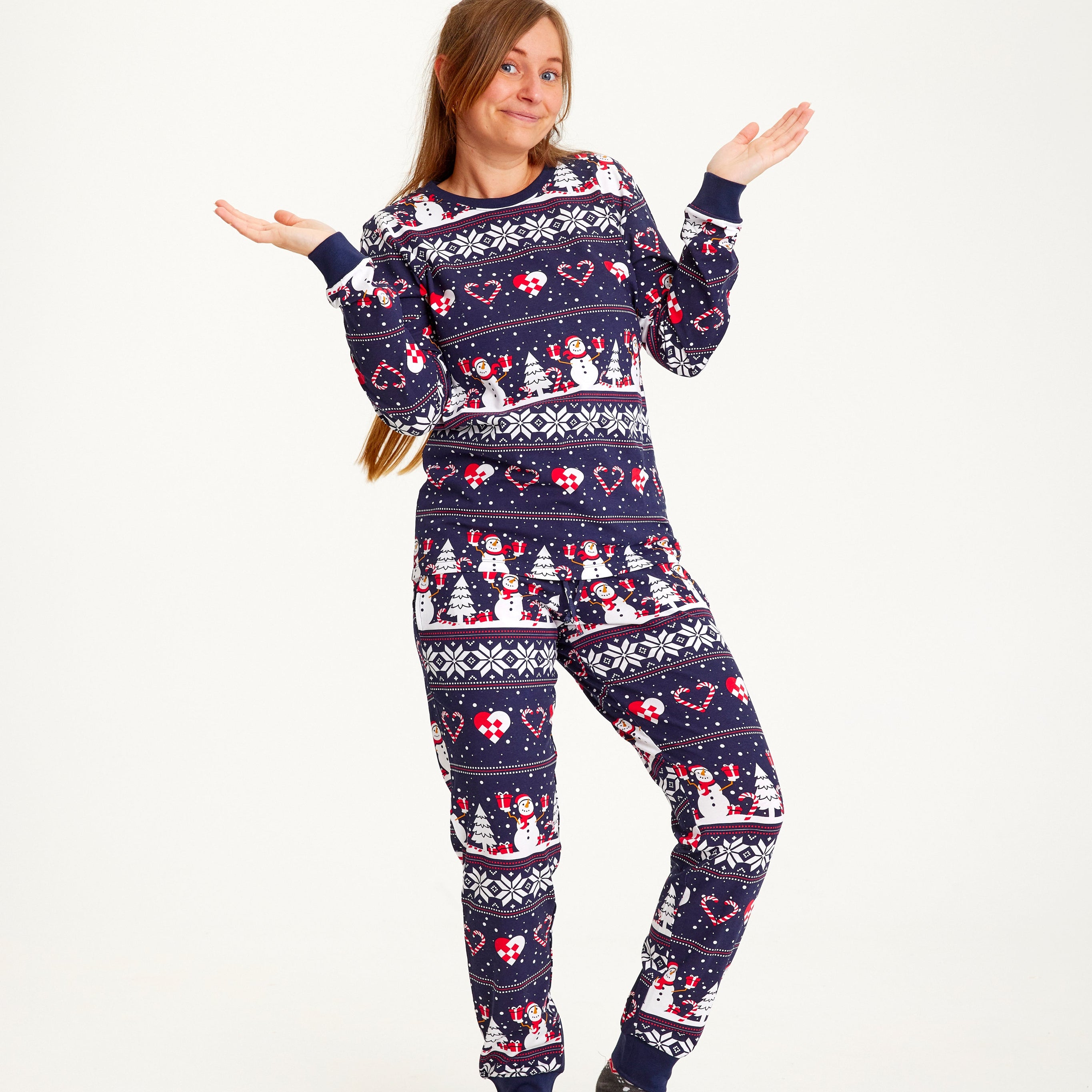 Dame Julehjerte Pyjamas | Kærlighedsfuld Jul med Jule-Sweaters